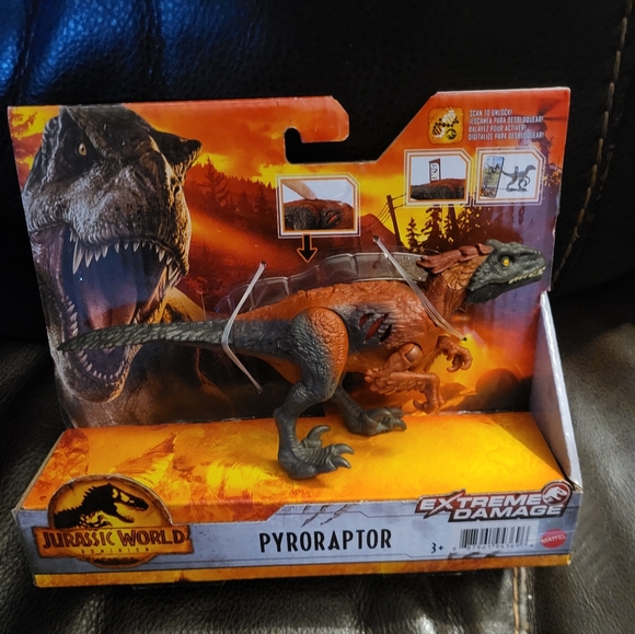 Mattel | Toys | Jurassic World Dominion Extreme Damage Pyroraptor Brand ...